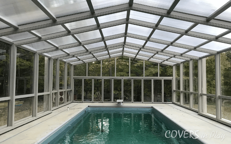 Retractable pool enclosure Paris | Covers in Play